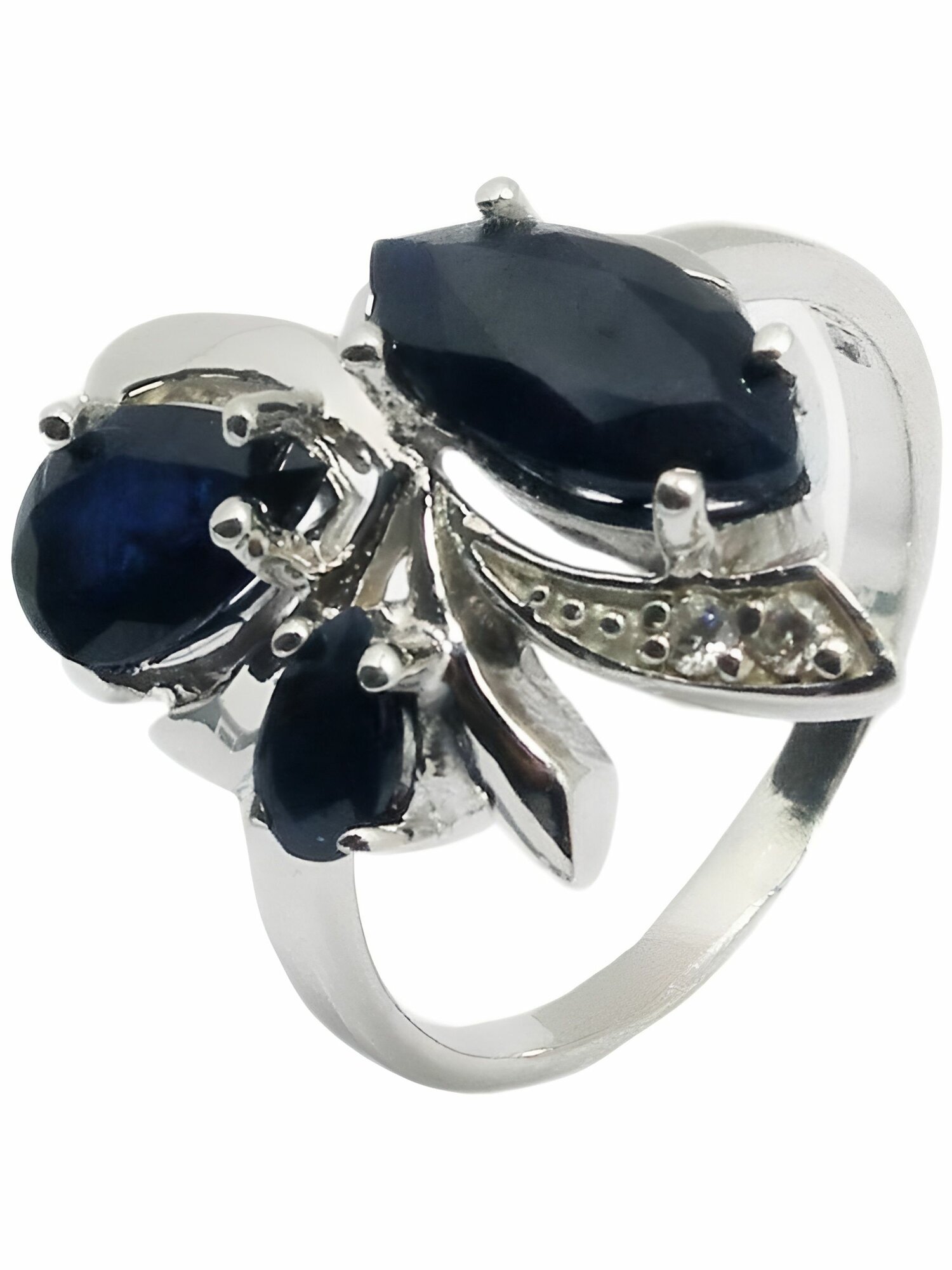 Кольцо тонкое, серебро, 925 проба, родирование, сапфир, фианит