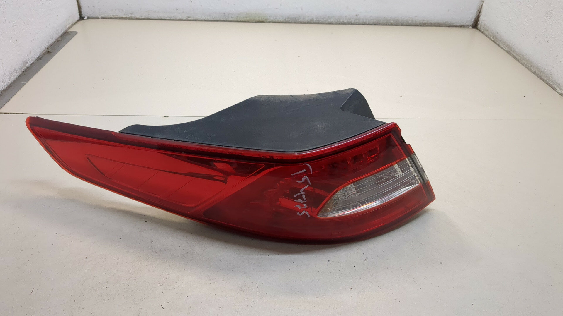 Фонарь (задний) левый КИА Optima 3 Б/У