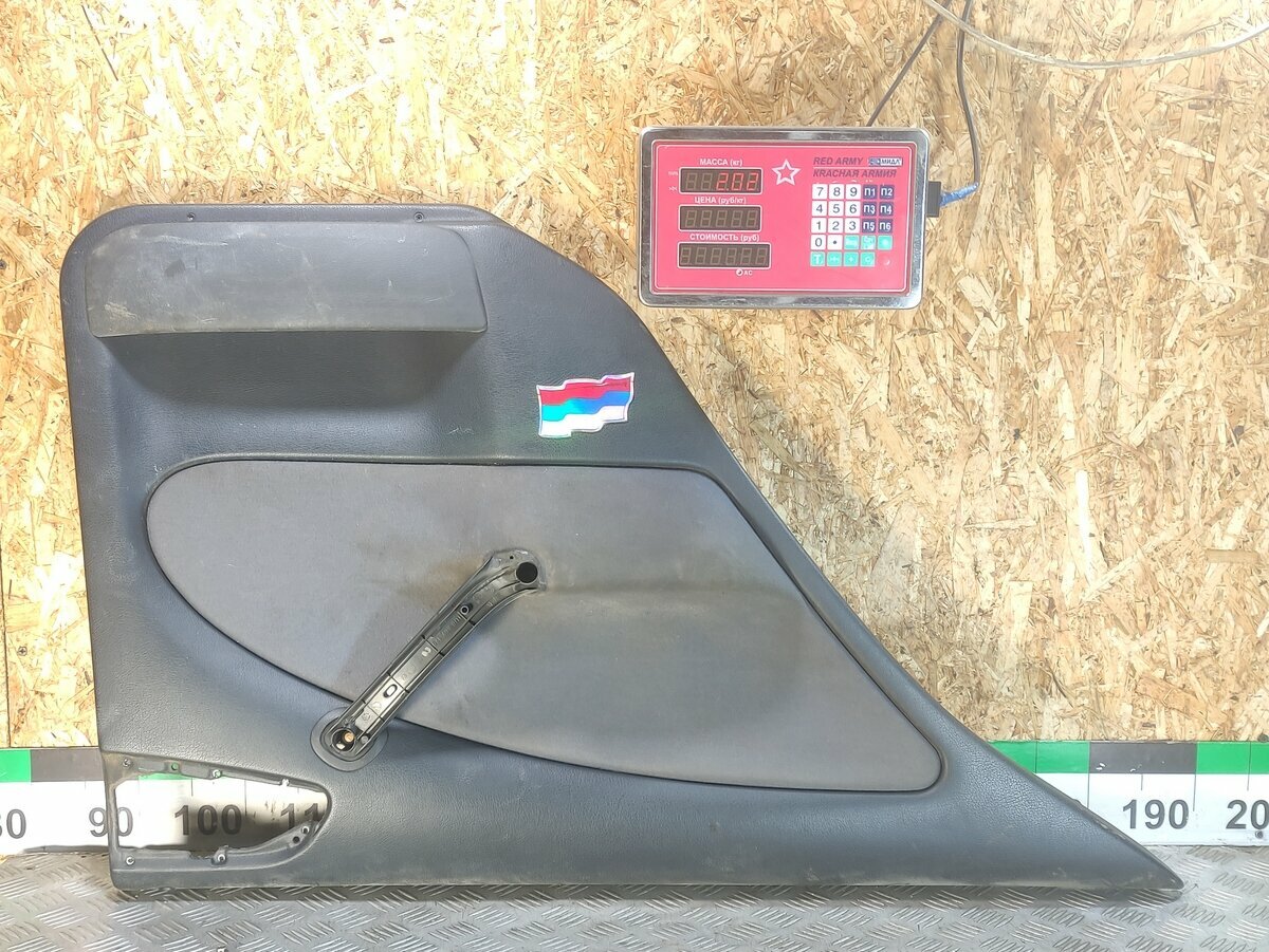 Обшивка двери задней левой SKODA Octavia 2000 2011 1U4867211FLUY