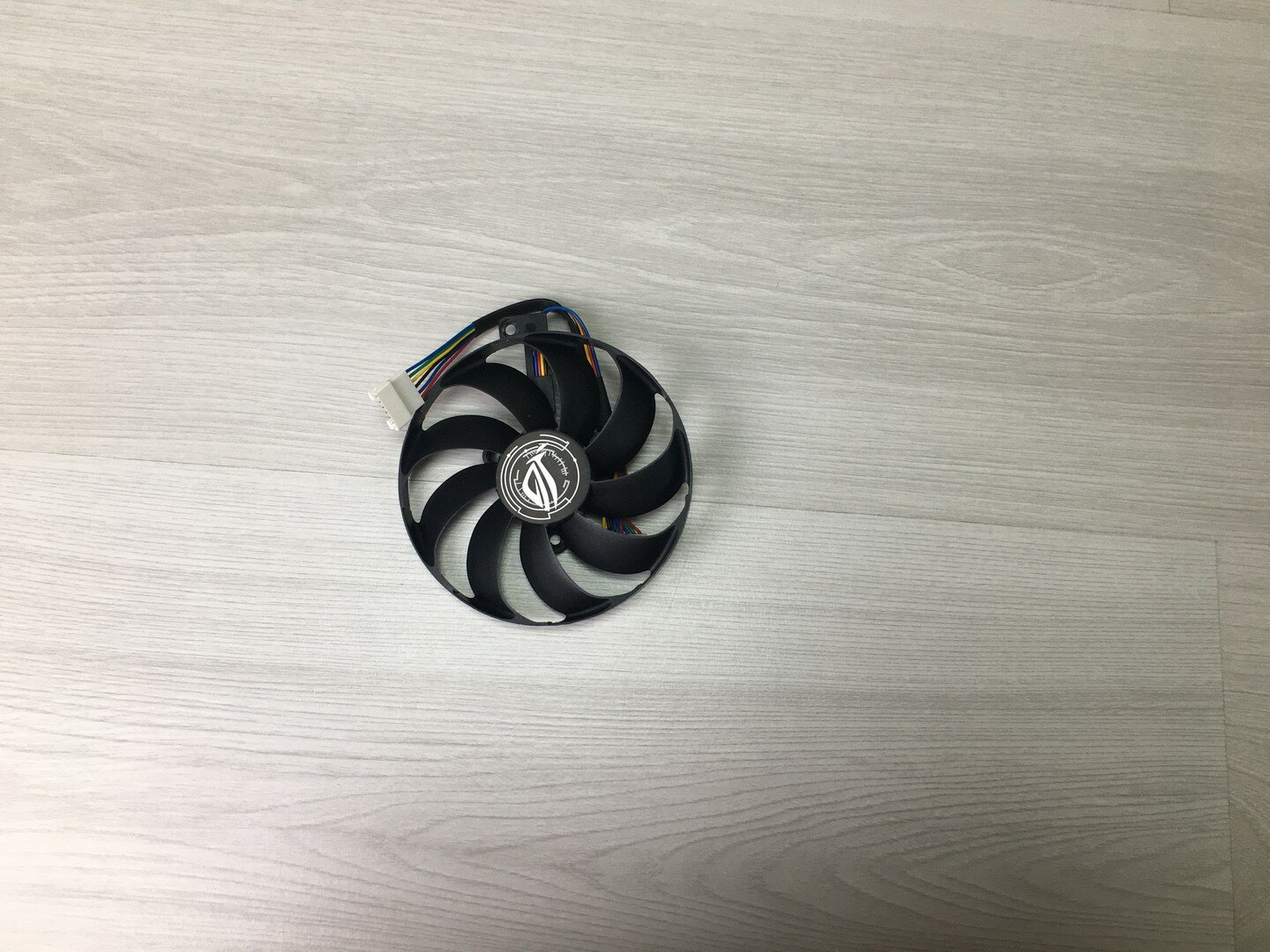 Вентилятор для видеокарты Asus Strix RTX2070 RTX2080, 7Pin+6Pin, 87mm, S 32mm, T12, FAN-GP-22