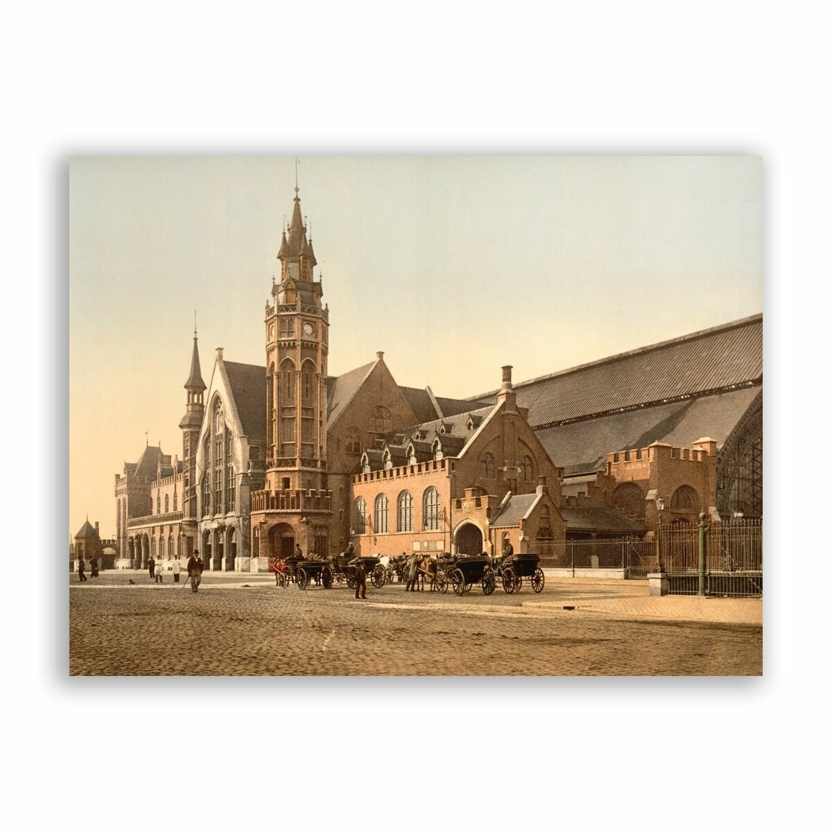 Постер, плакат на бумаге / The station, Bruges, Belgium / Размер 30 x 40 см