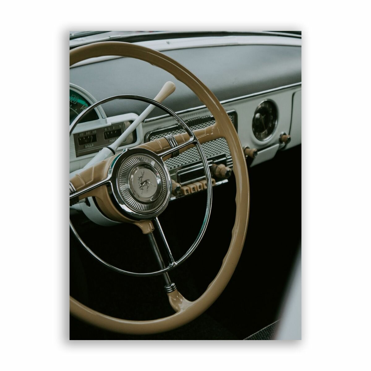 Постер, плакат на бумаге / Автомобиль Волга / Размер 30 x 40 см