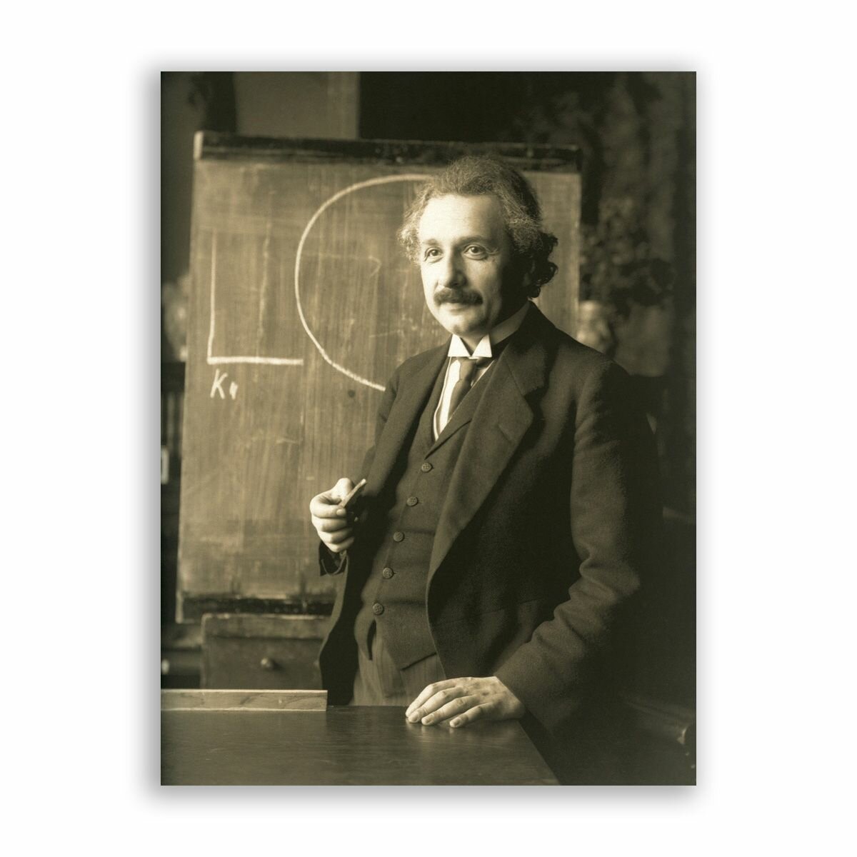 Постер, плакат на бумаге / Альберт Эйнштейн / Размер 40 x 53 см