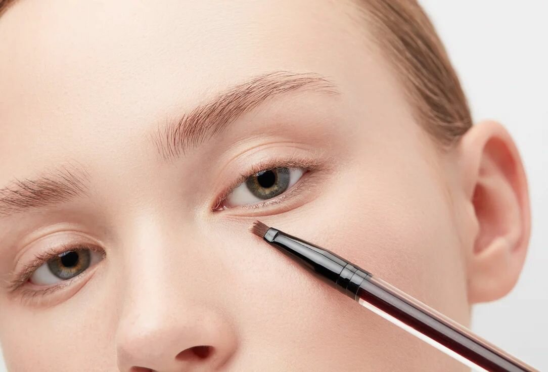 Кисть Kevyn Aucoin The Concealer Brush, для лица, заостренная, черная