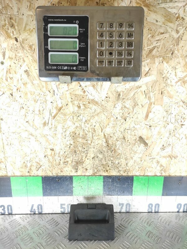 Пепельница передняя VOLKSWAGEN Golf 3 1H1857309