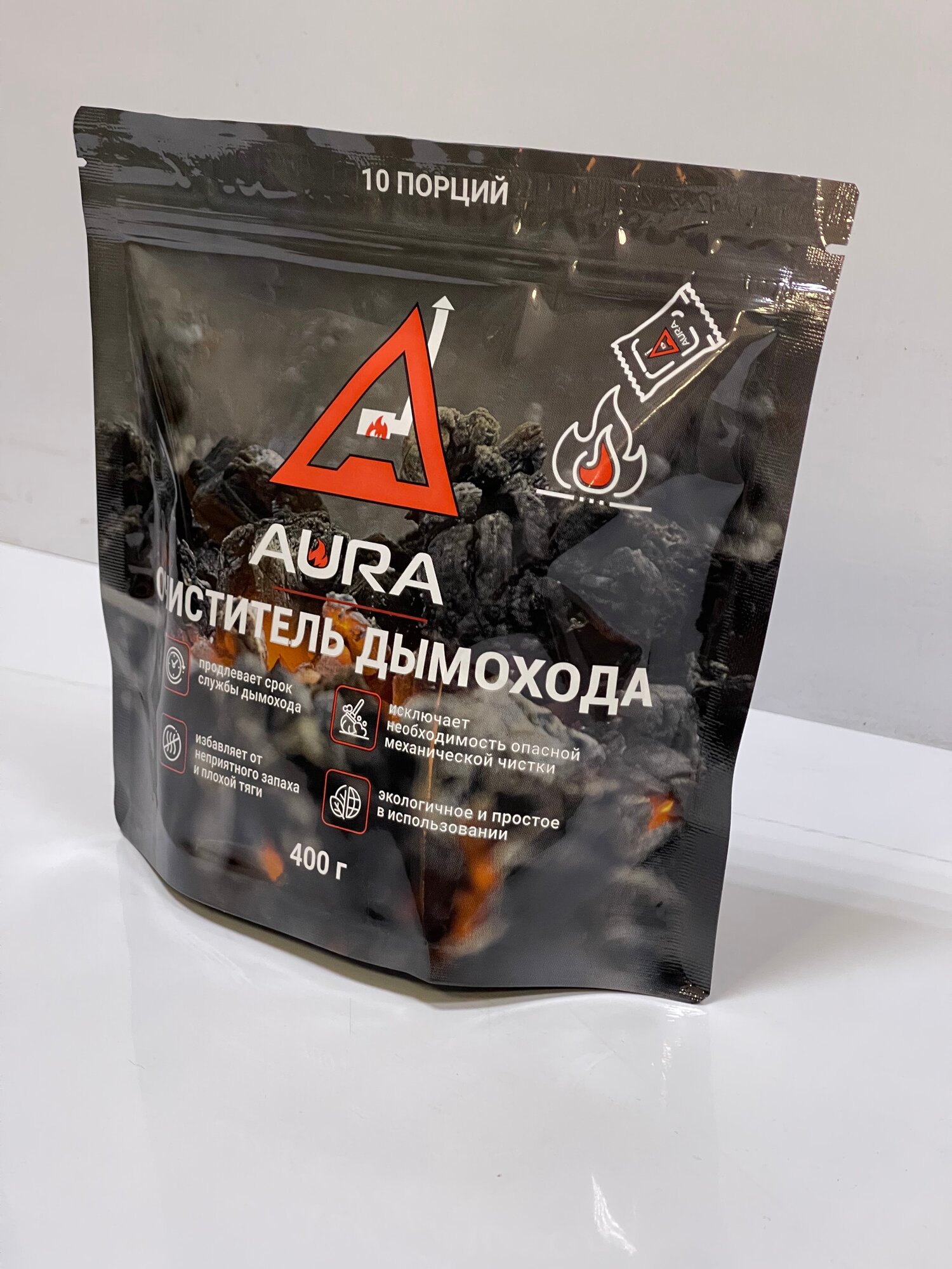 Удалитель сажи Aura для дымохода 10х400г