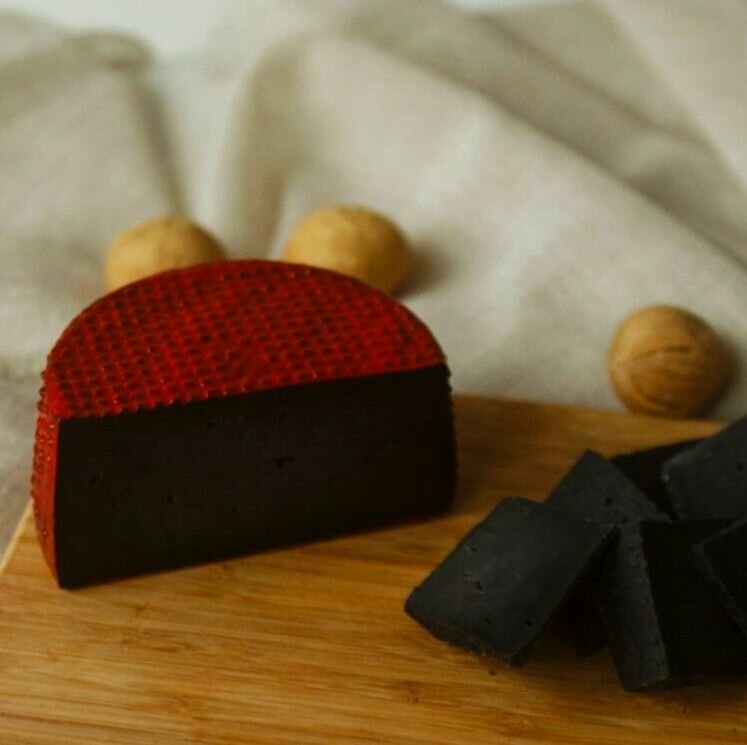 *BLACK JACK* сыр ручной работы 1кг.