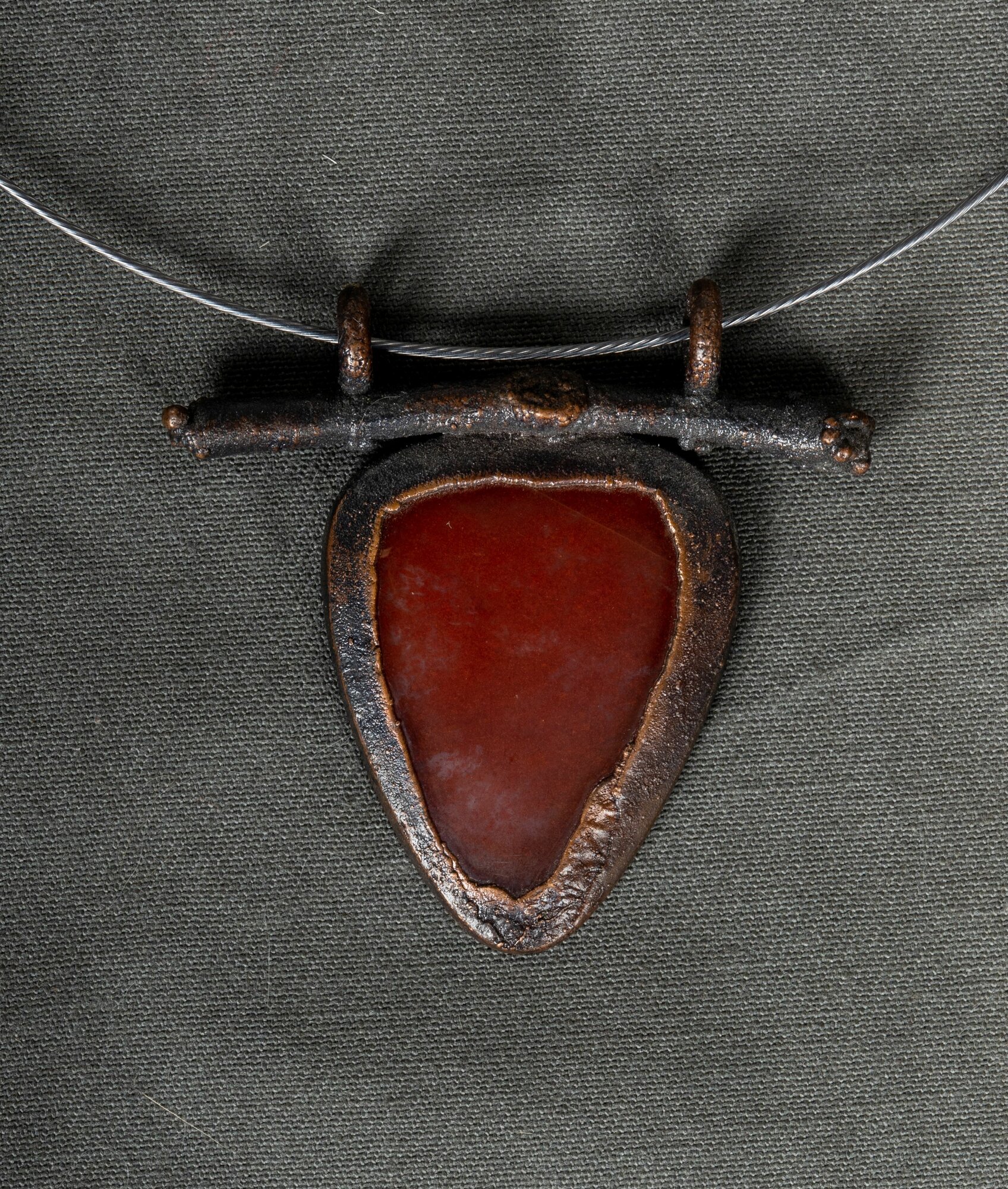 Подвеска, халцедон