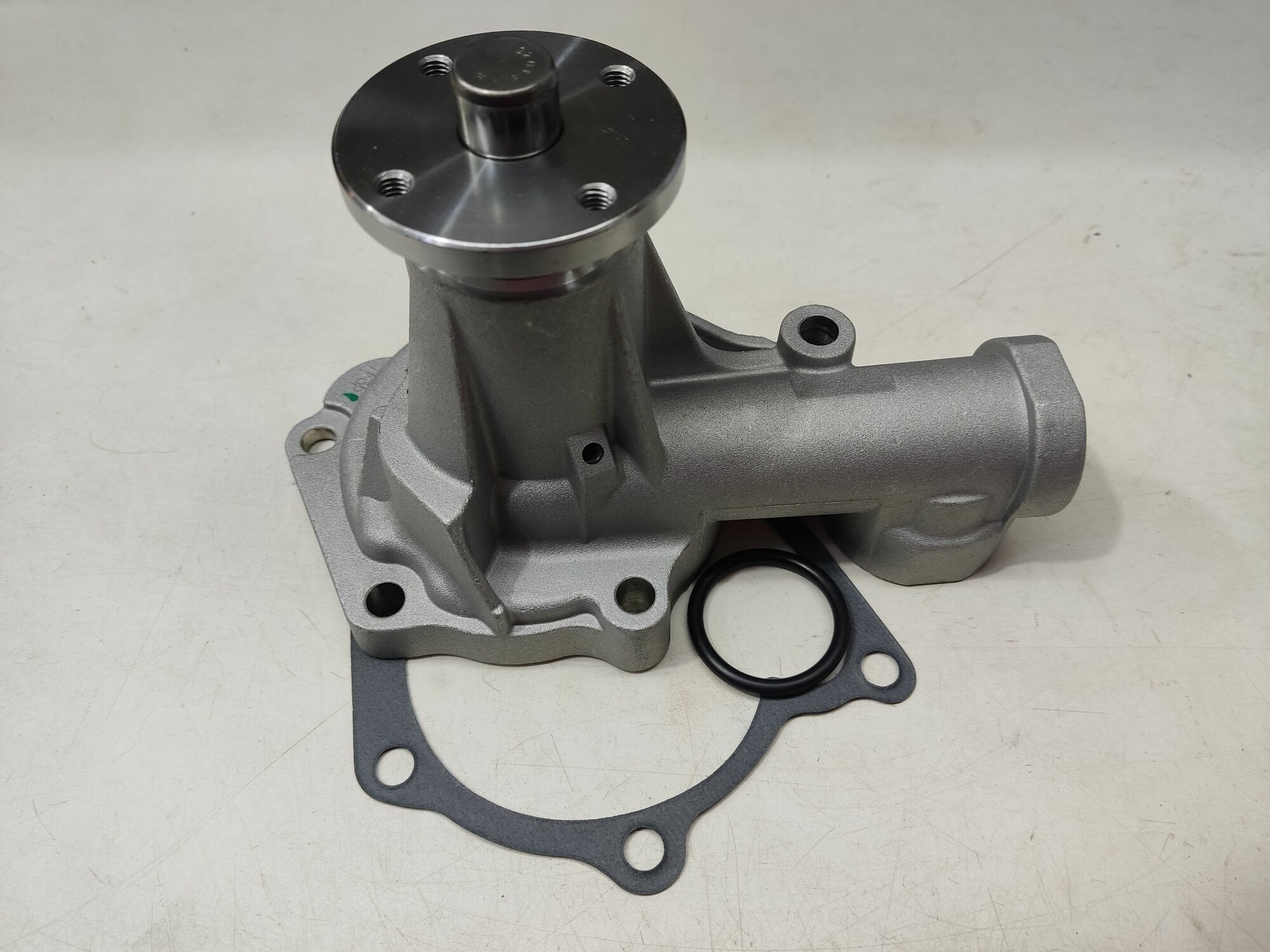 Насос водяной LYNXAUTO Great Wall Hover H3 [2.0 16V 5MT внедорожник 4X4]