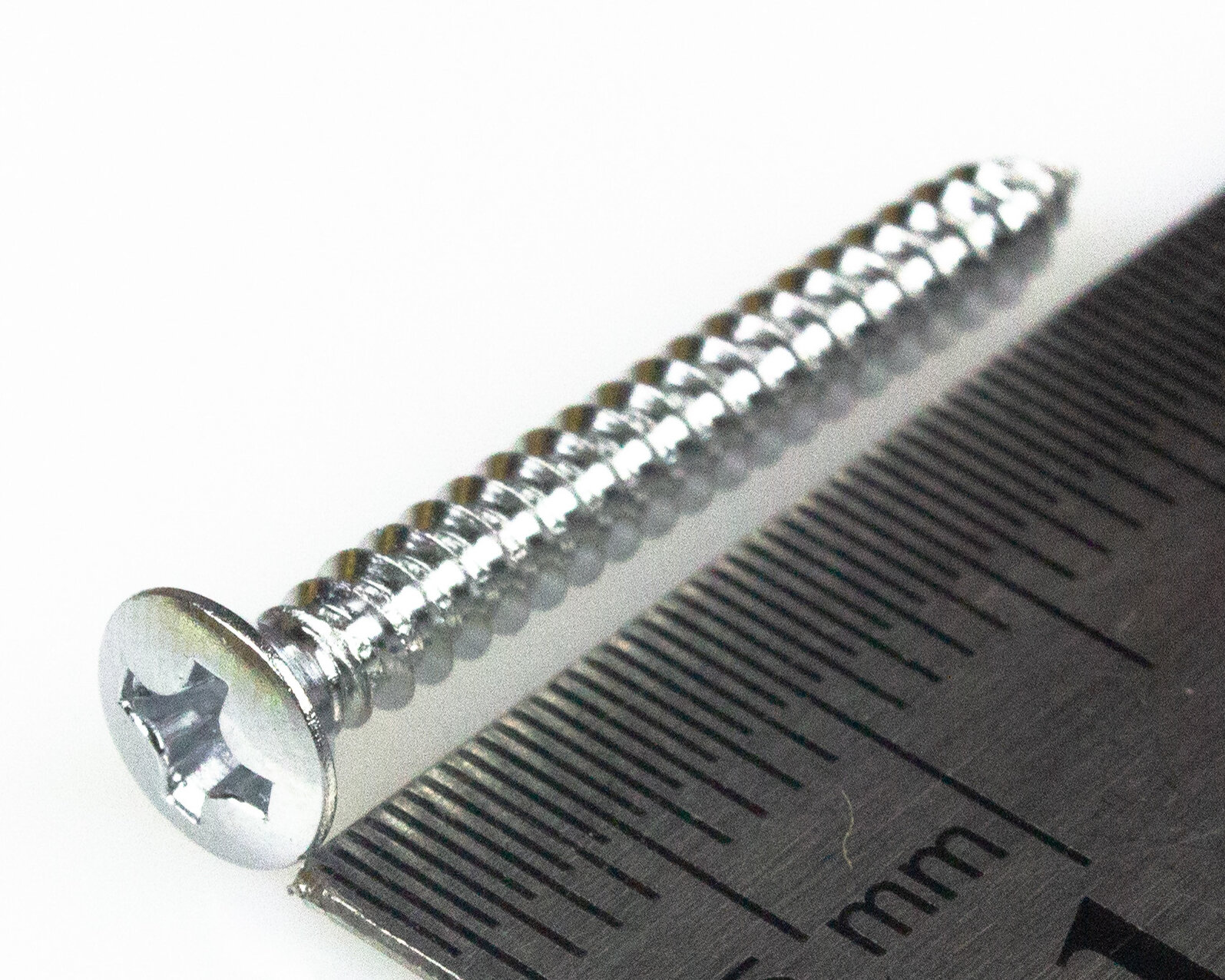 Саморез для гитарных и басовых бриджей HOSCO TS-02C (3 х 25 мм), хром