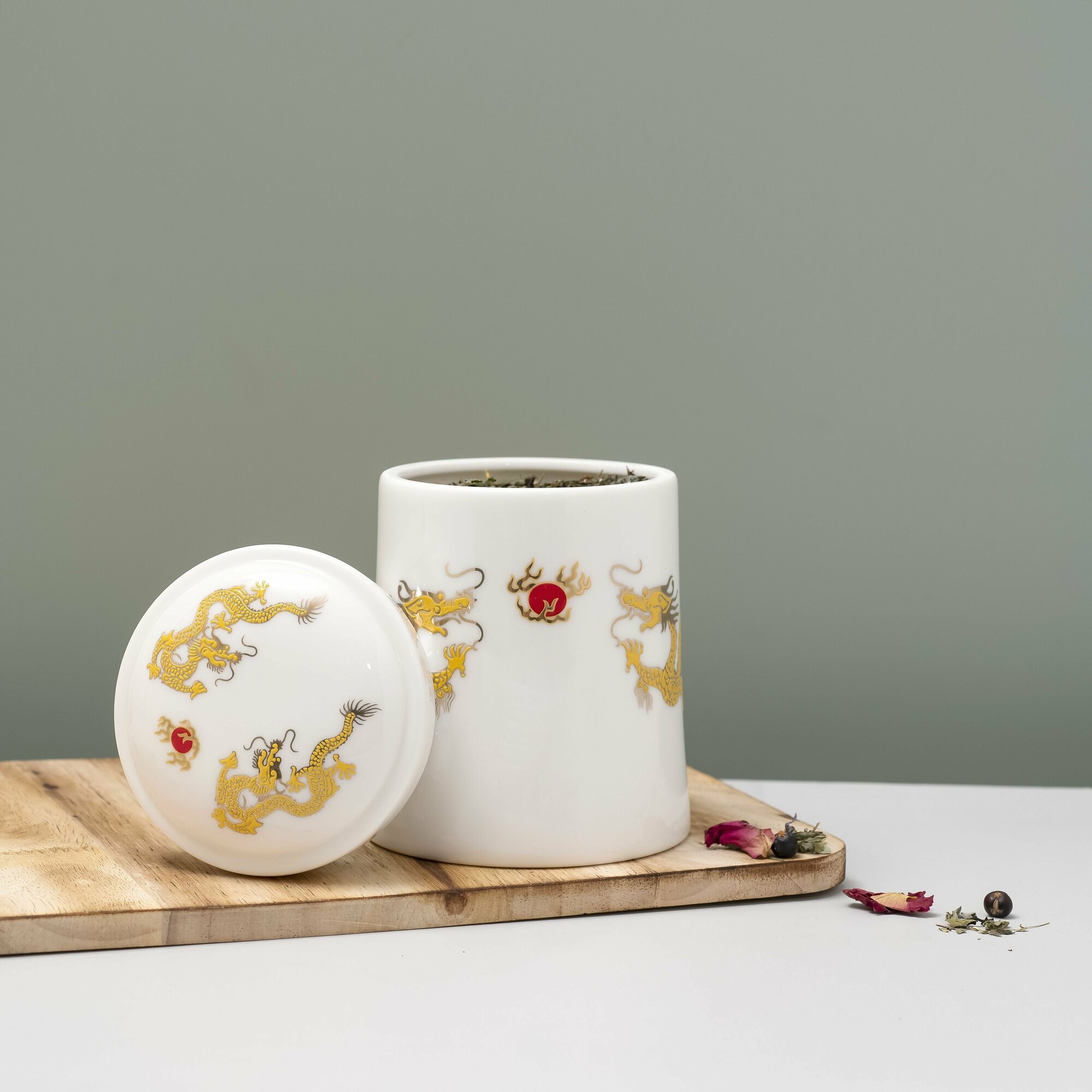 Чайница фарфоровая " Дракон" для хранения чая и трав. Ваза подарочная с крышкой. Банка универсальная для сыпучих продуктов