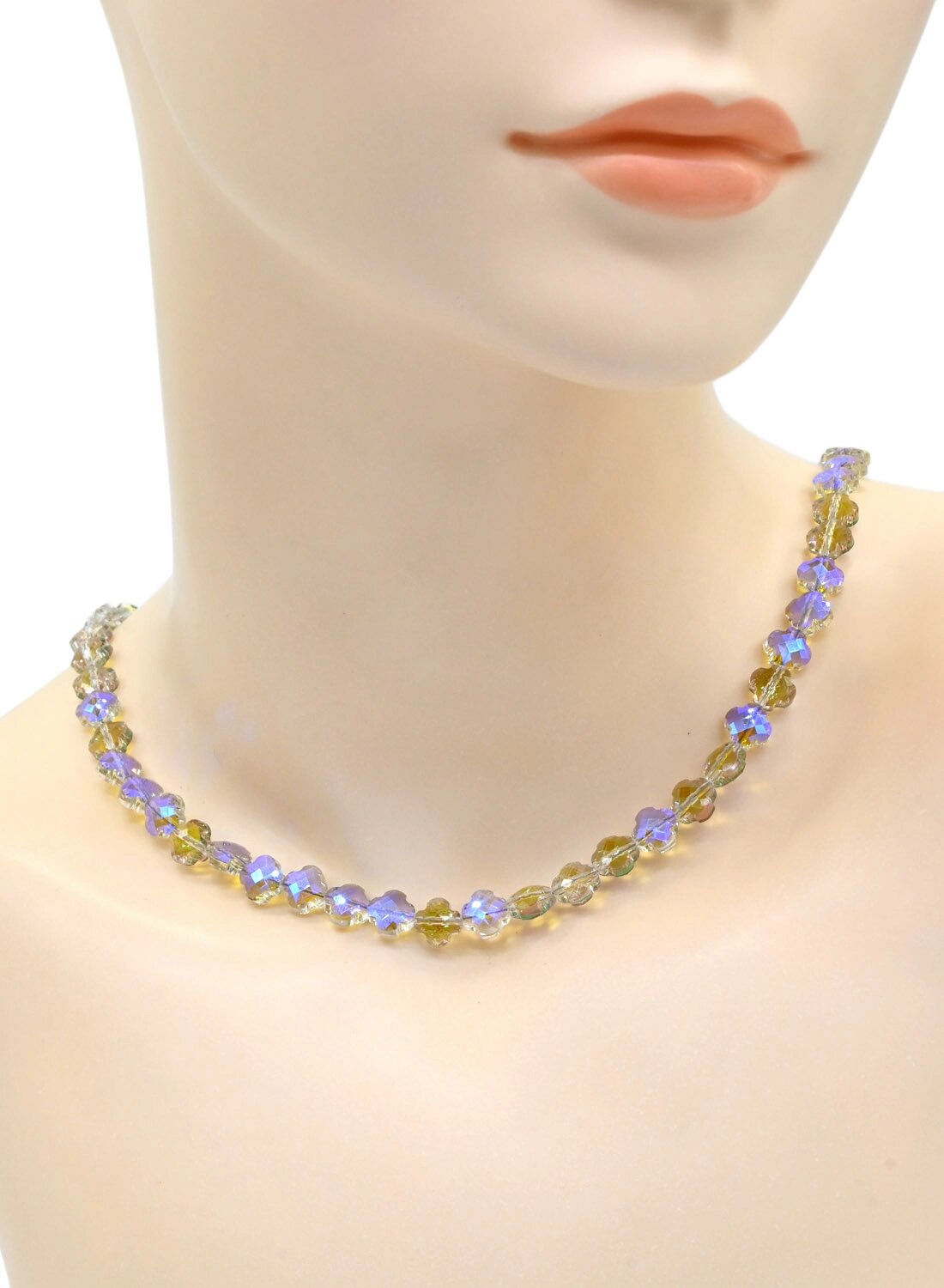 Бусы, циркон