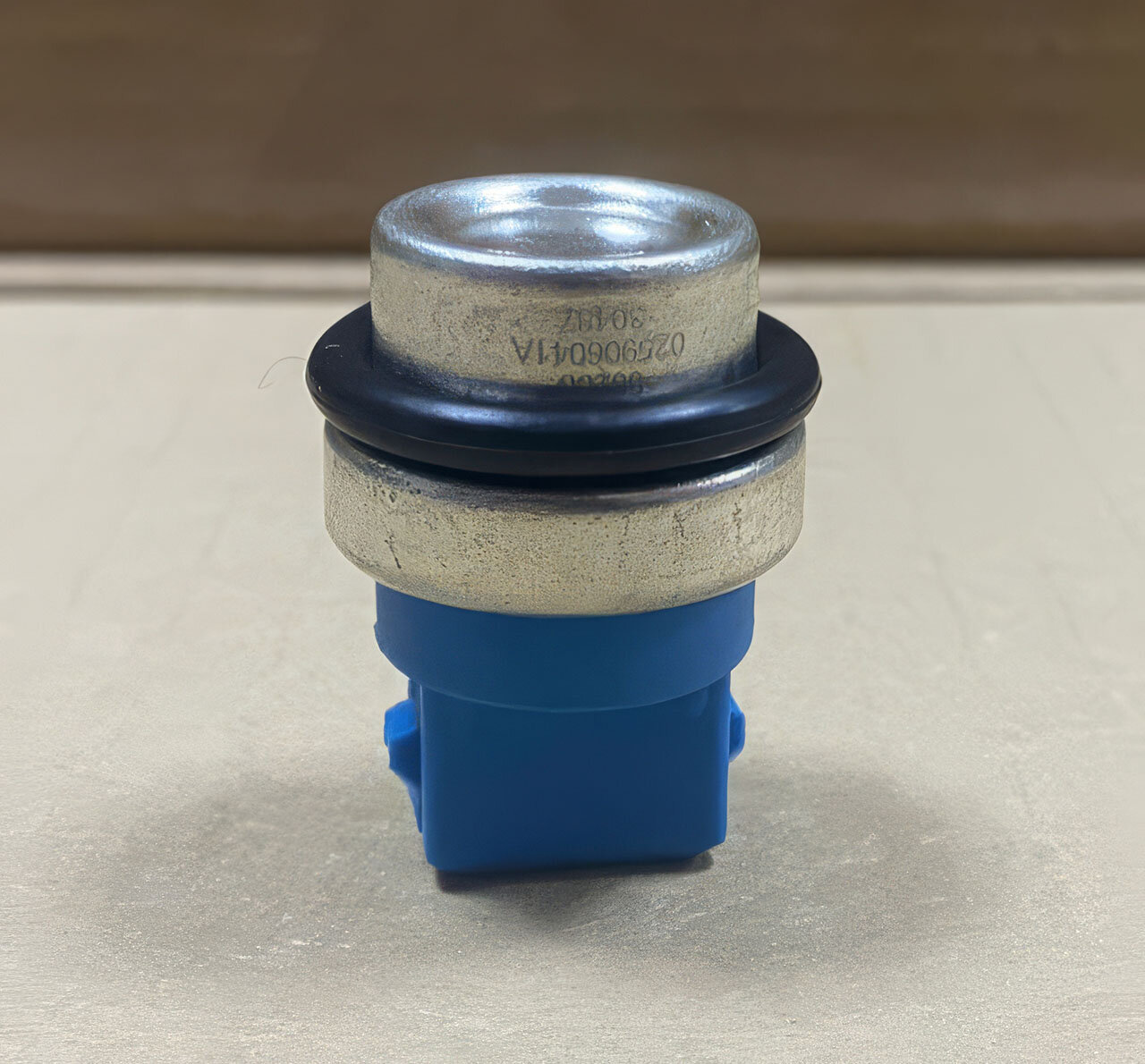 Датчик температуры синий 2pin VW Passat B3 (Ossca)