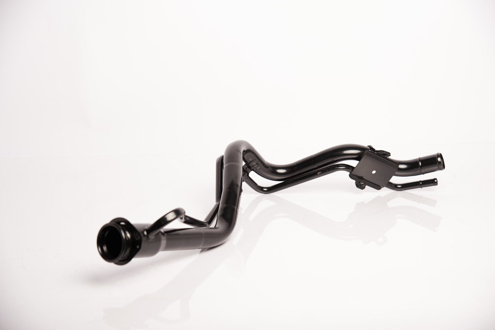 Горловина топливного бака MR503893 Powertec Mitsubishi