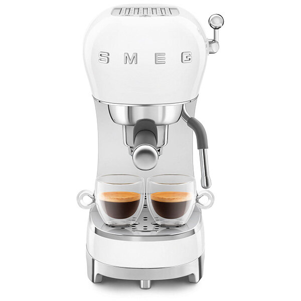Кофеварка SMEG ECF02WHEU, приготовление капучино, автоотключение, ретро-стиль, 1350Вт, белая — фото 1