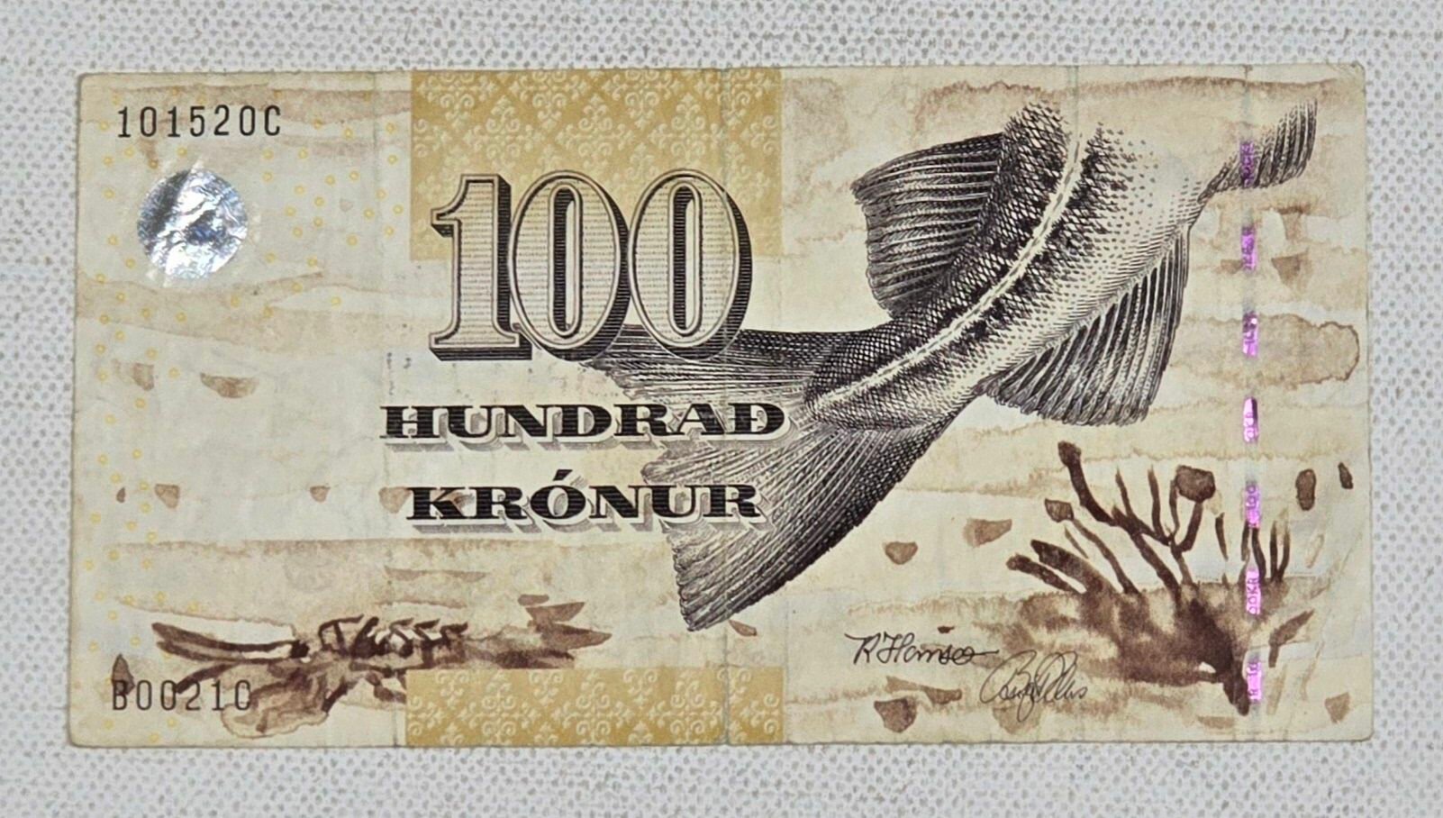 Фарерские острова, 100 крон 2011 год