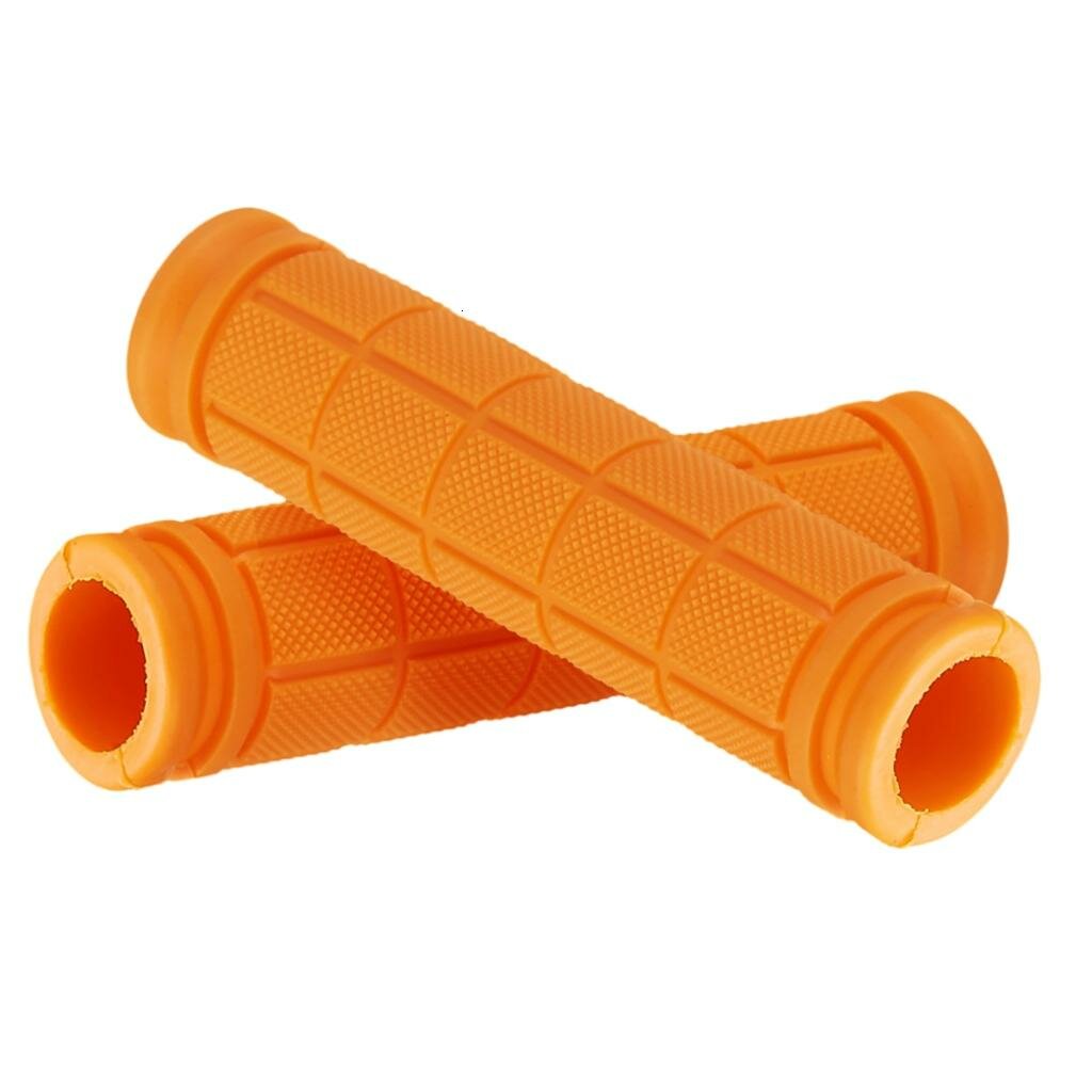 2 -й планы с большими велосипедными рулями покрывают горные велосипеды для различных типов, оранжевый цвет