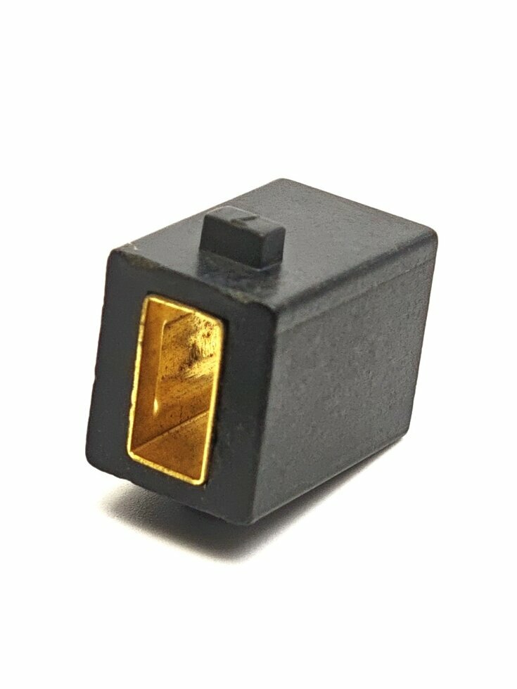 Щёткодержатель Калибр дрели ДЭМР-1100/2ЕРУм специальный с латунной вставкой