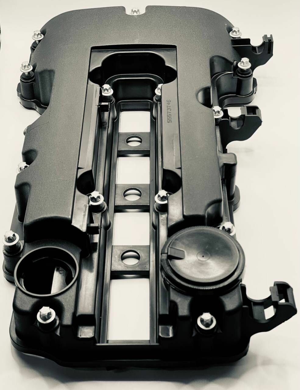 Крышка головки блока цилиндров / OPEL Adam, Astra-J, Corsa-D, Mokka, Meriva-B, Zafira-С