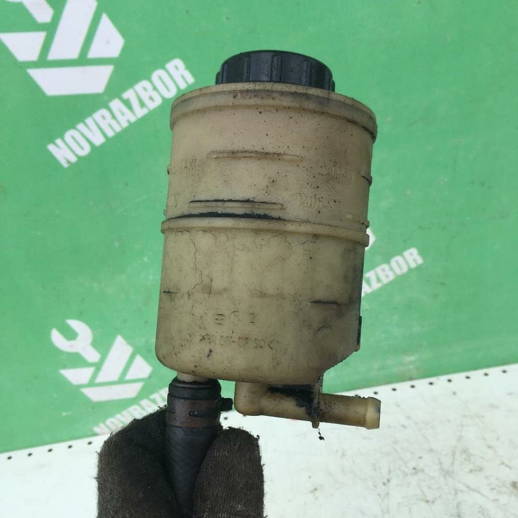 Бачок гидроусилителя Opel Movano 1998-2010