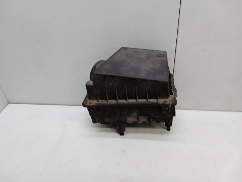 Б/У Форд Фокус 1 Корпус воздушного фильтра Ford Focus 2000 1, DFW 136867 FORD арт. 98AB9A612DC, YS4Z9600KA