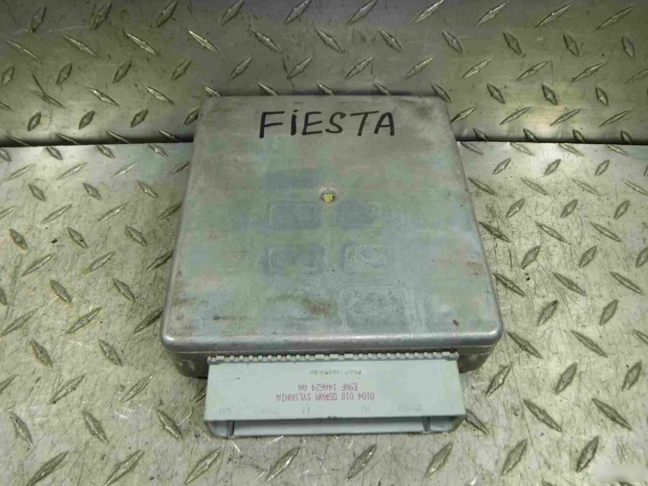 Блок управления двигателем Ford Fiesta Mk4 рестайлинг (1999—2002) 1S6F12A650ED