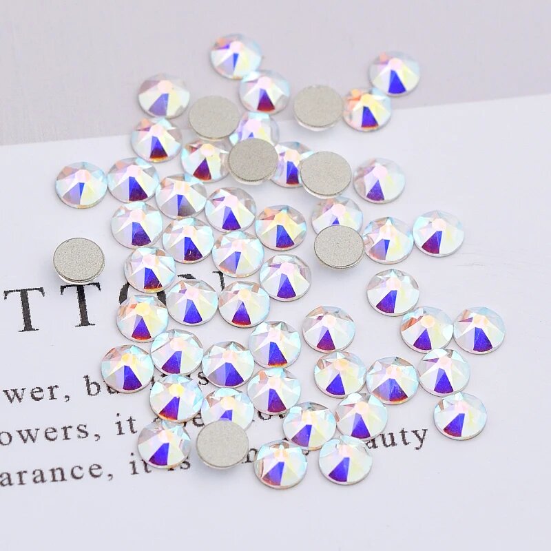 Хрустальные стразы XIRIUS 24 шт. SS7(2.1-2.3mm), Crystal 001 AB F