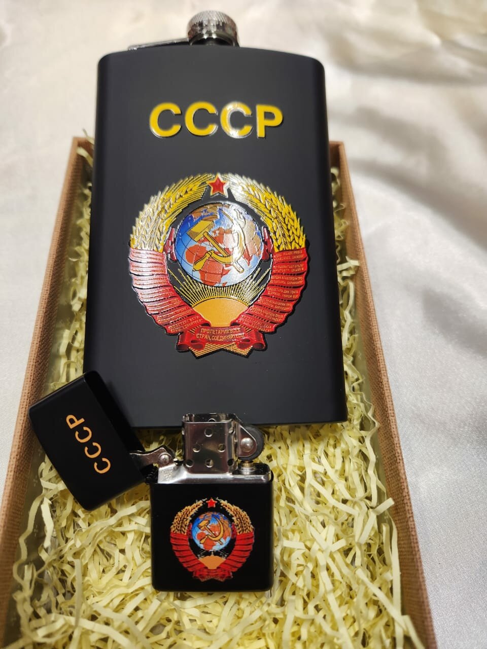 Подарочный набор мужчине"Фляга ", квадратная фляга черного цвета, надпись СССР, не заправлена