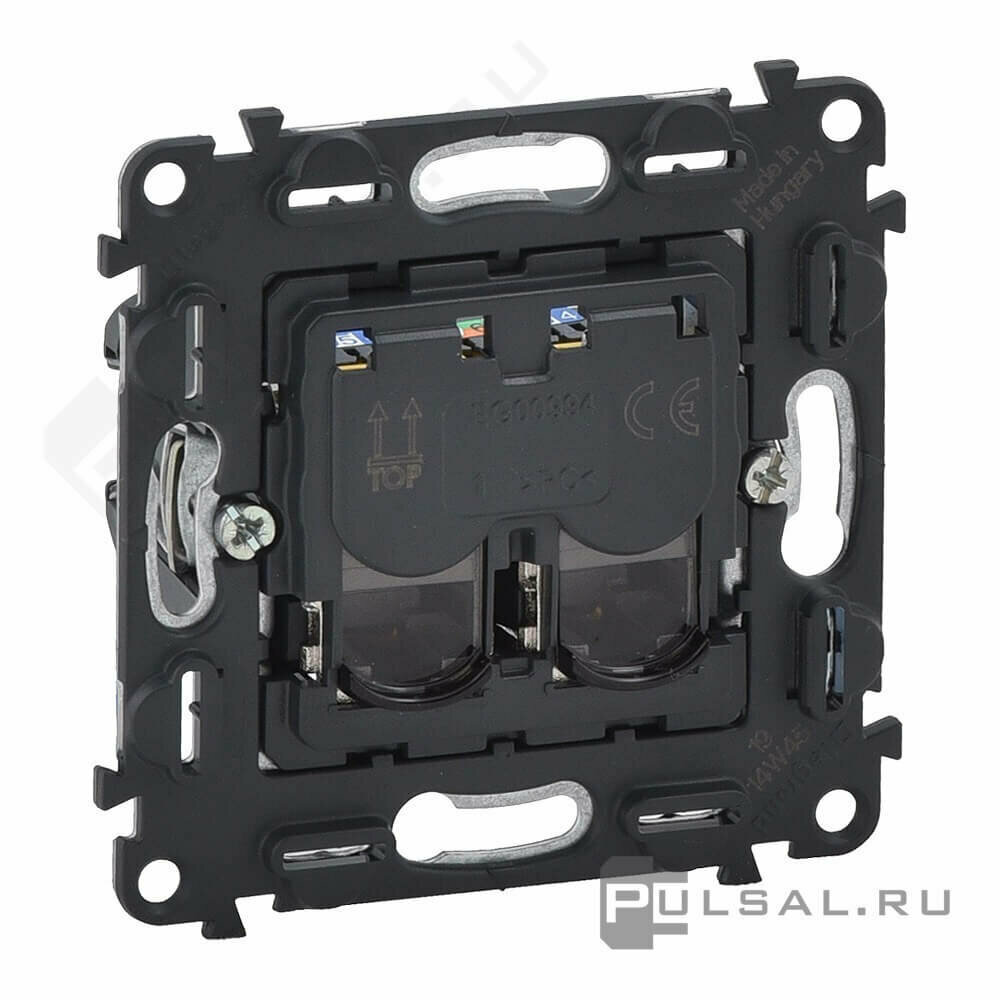 Розетка компьютерная RJ45 Кат.5е UTP двойная Legrand Valena Мех IN'MATIC 753041