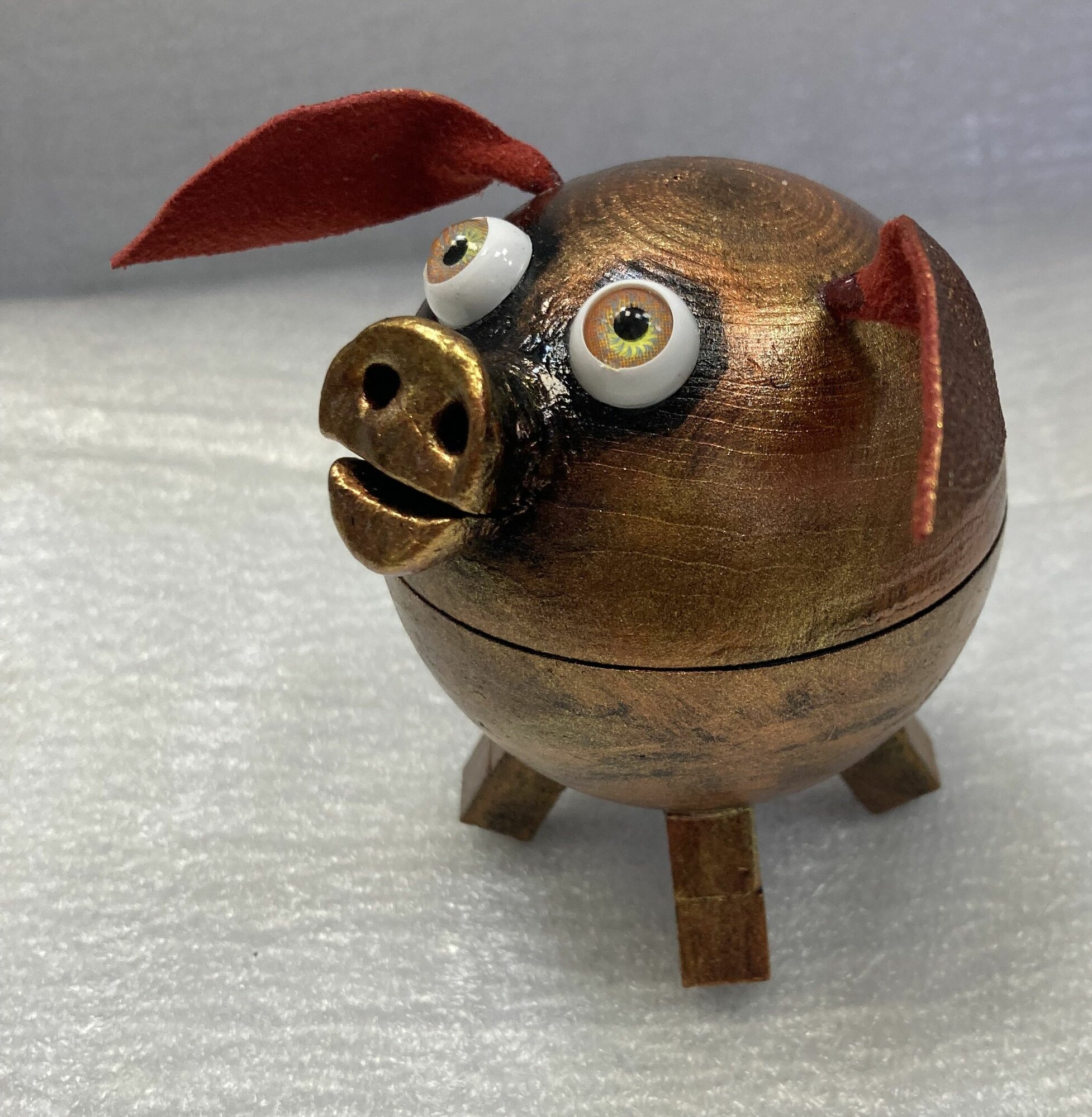 Статуэтка авторская шкатулка стимпанк "Свинка", 11х11х10см; дизайнерская статуэтка, дерево;