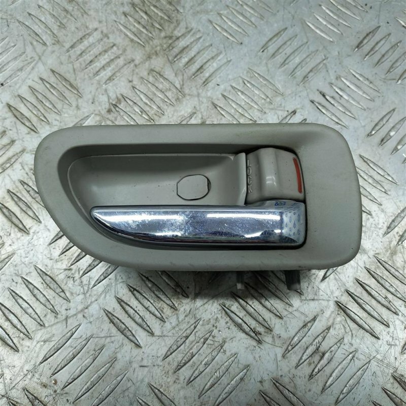 Б/У Ручка двери передней внутренняя правая Subaru Tribeca / Субару Трибека 3.6 EZ36 256 Л.С. 2007