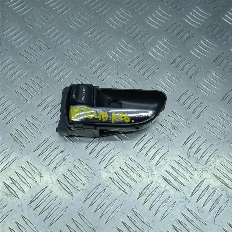 Б/У Ручка двери передней внутренняя левая Subaru Legacy 3 BE5 / Субару Легаси 3 BE5 3.0 EZ30 220Л.С. 1999