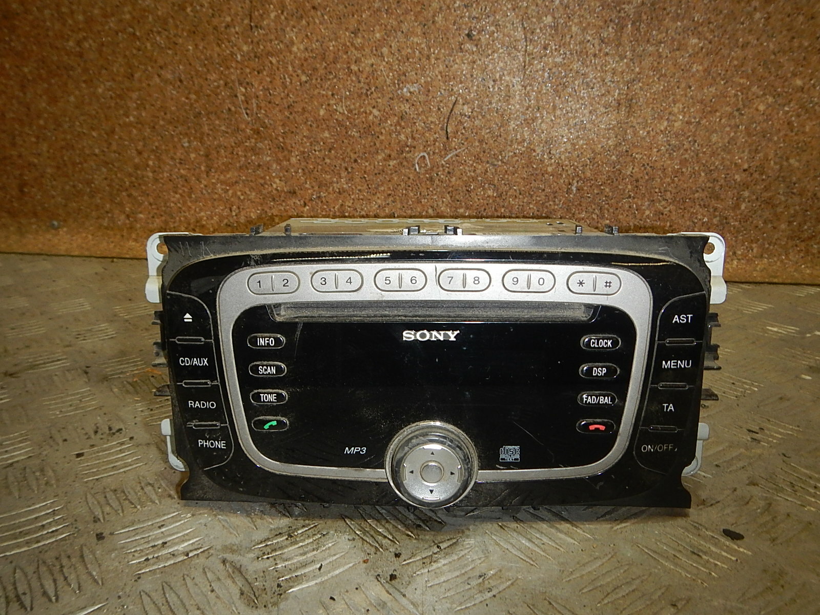 Б/У Магнитола, Ford (Форд)-MONDEO (07-14) FORD MONDEO (07-14) Царапины. 598493 FORD арт. BS7T18C939AE/1805704