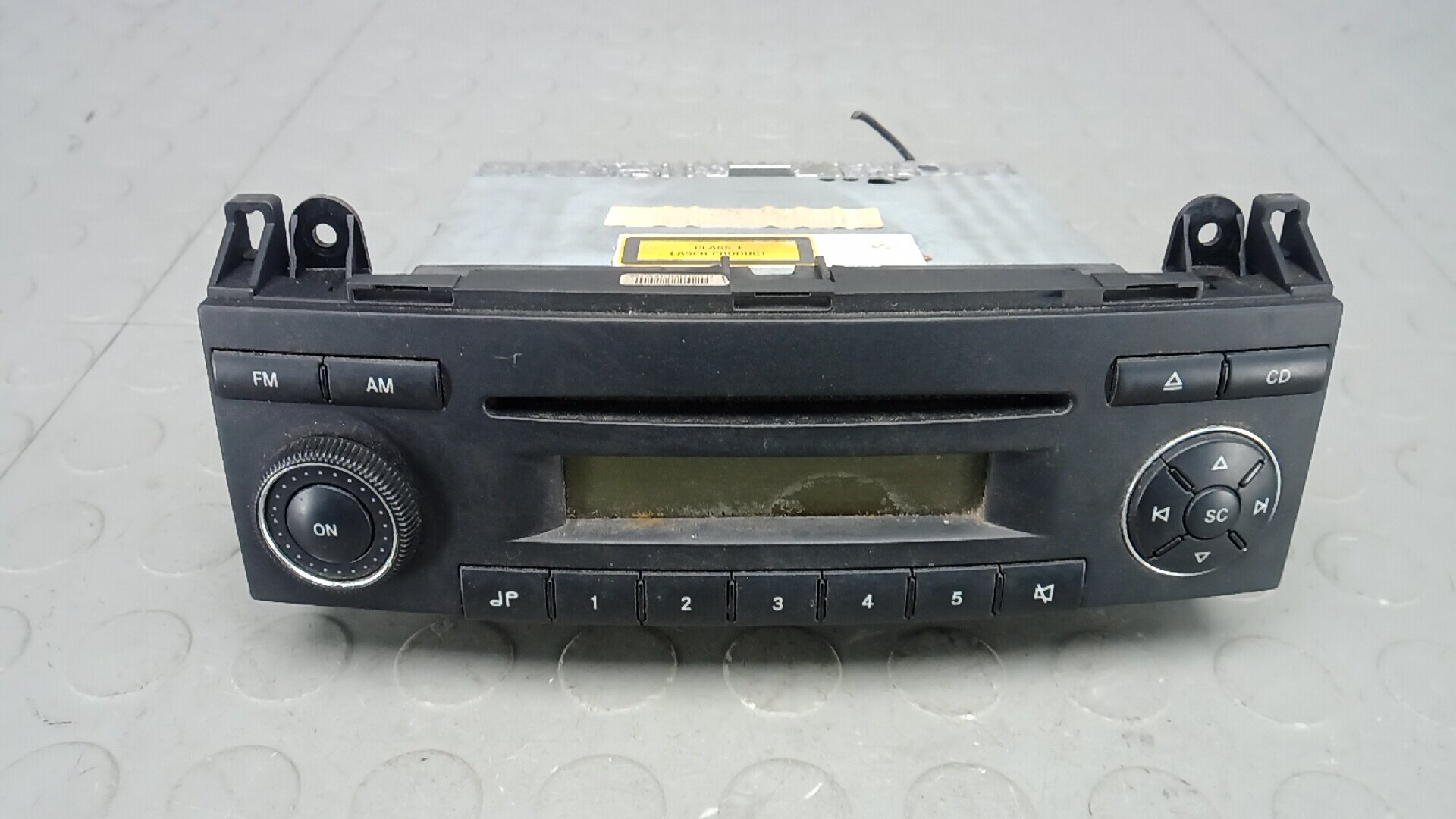 Магнитола MERCEDES BENZ SPRINTER 2, Номер A9068200886