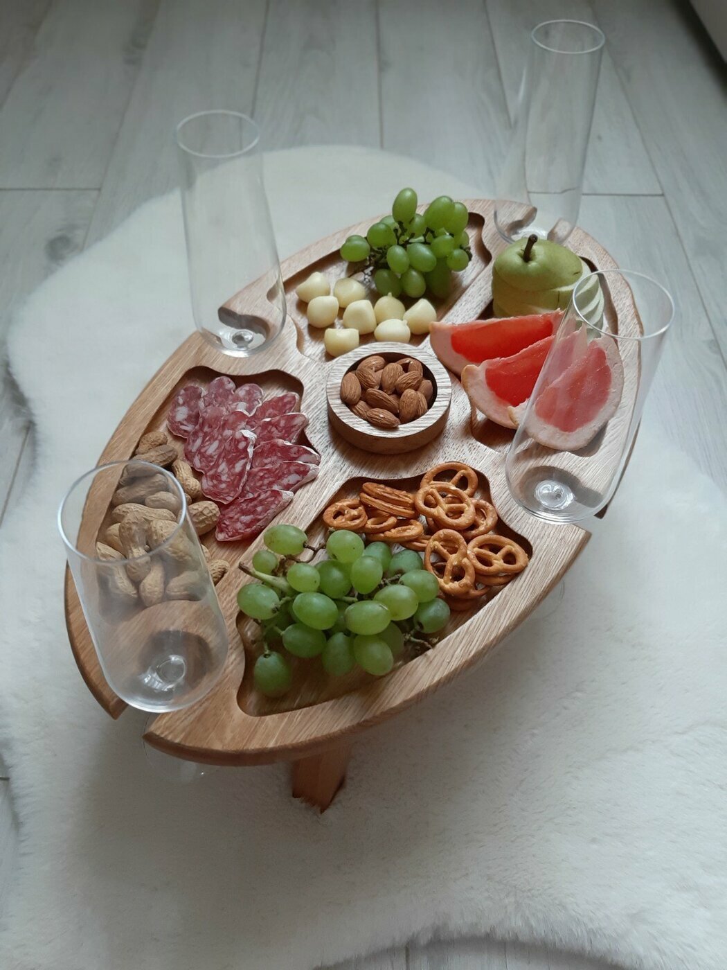 Винный Столик деревянный винница менажница подарок для вина подставка поднос пивной день рождения сервировки закусок шампанского гравировкой надписью складной раскладной дерево подруге женщине жене