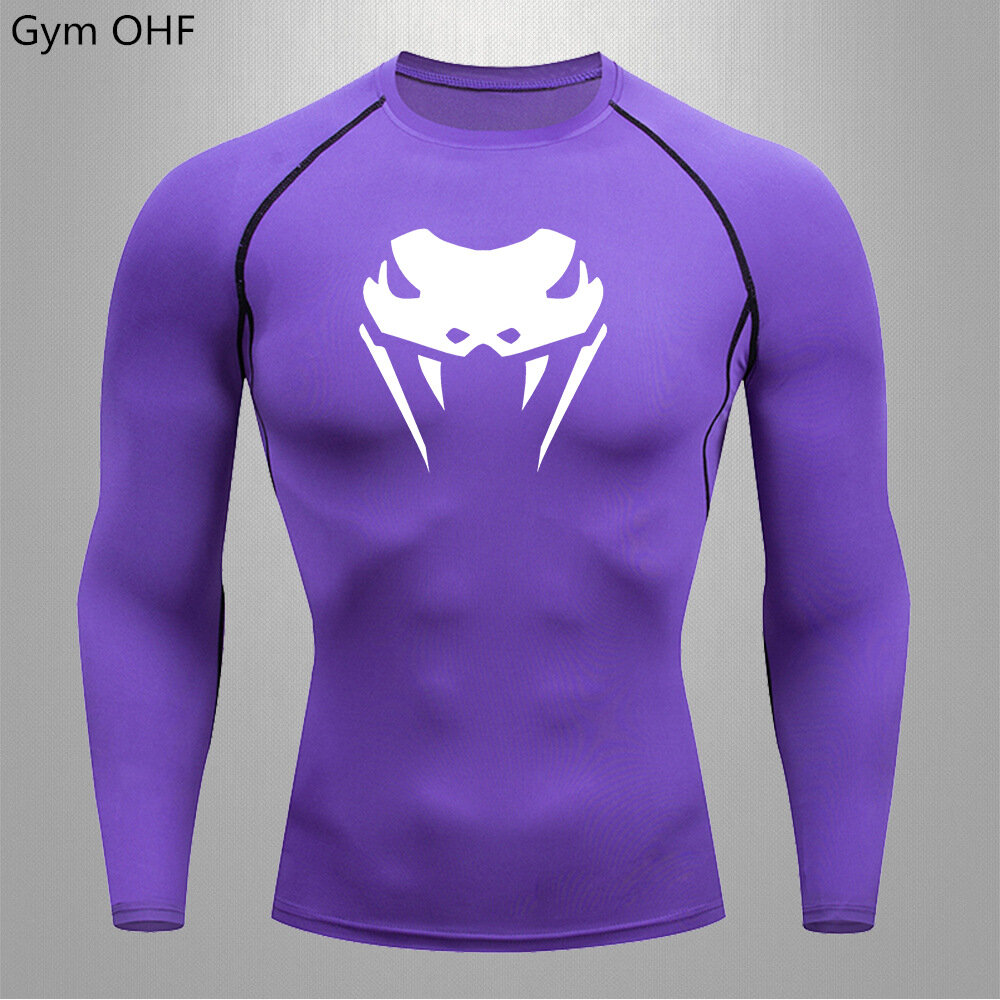 Костюм спортивный