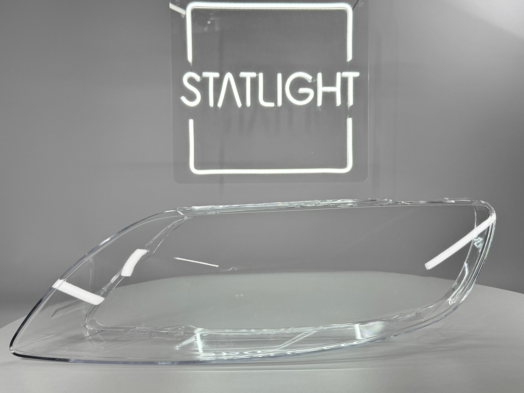 Стекло левое на Audi Q7 I (4L) 2005-2009