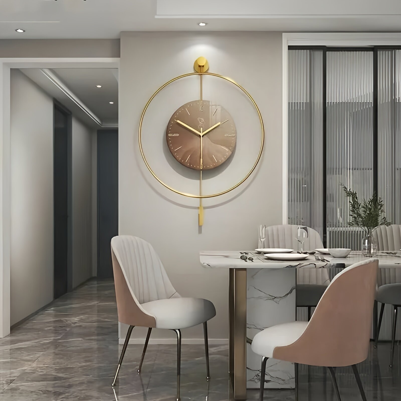 Золотые настенные часы с маятником 68 см х 50 смЗолотые настенные часы с маятником 68 см х 50 см