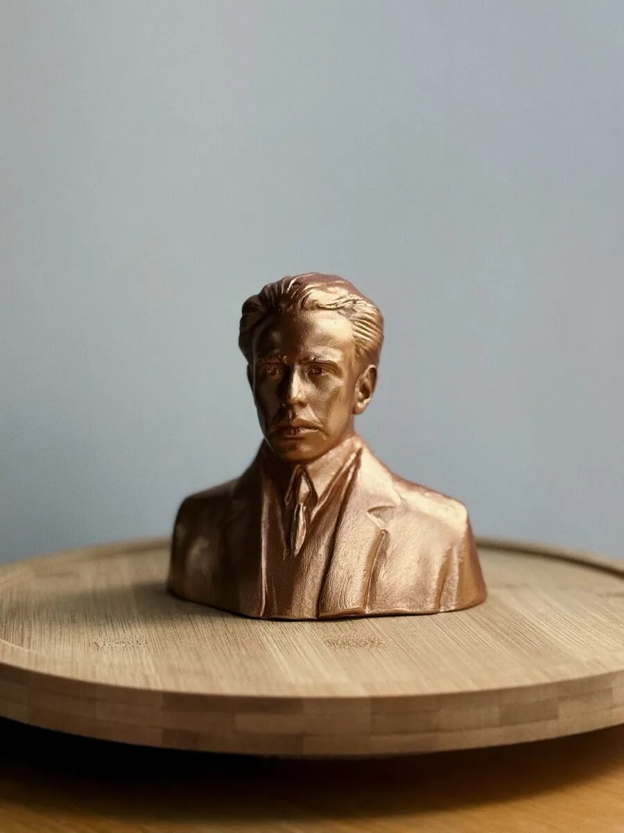 Статуэтка Нильс Бор, 12 см, бюст из гипса в бронзовом цвете, ручная работа — фото 1