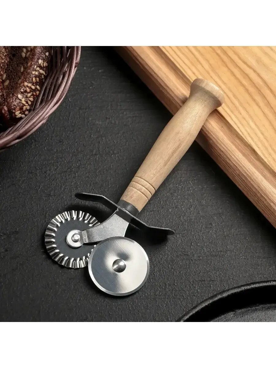 Нож для пиццы и теста двойной 16 см