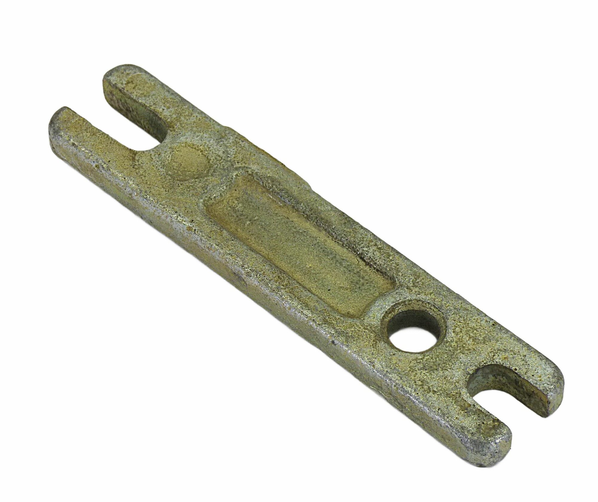 Поводок рычага крышки КПП 70-1703202-А, для колесных тракторов и экскаваторов марки МТЗ