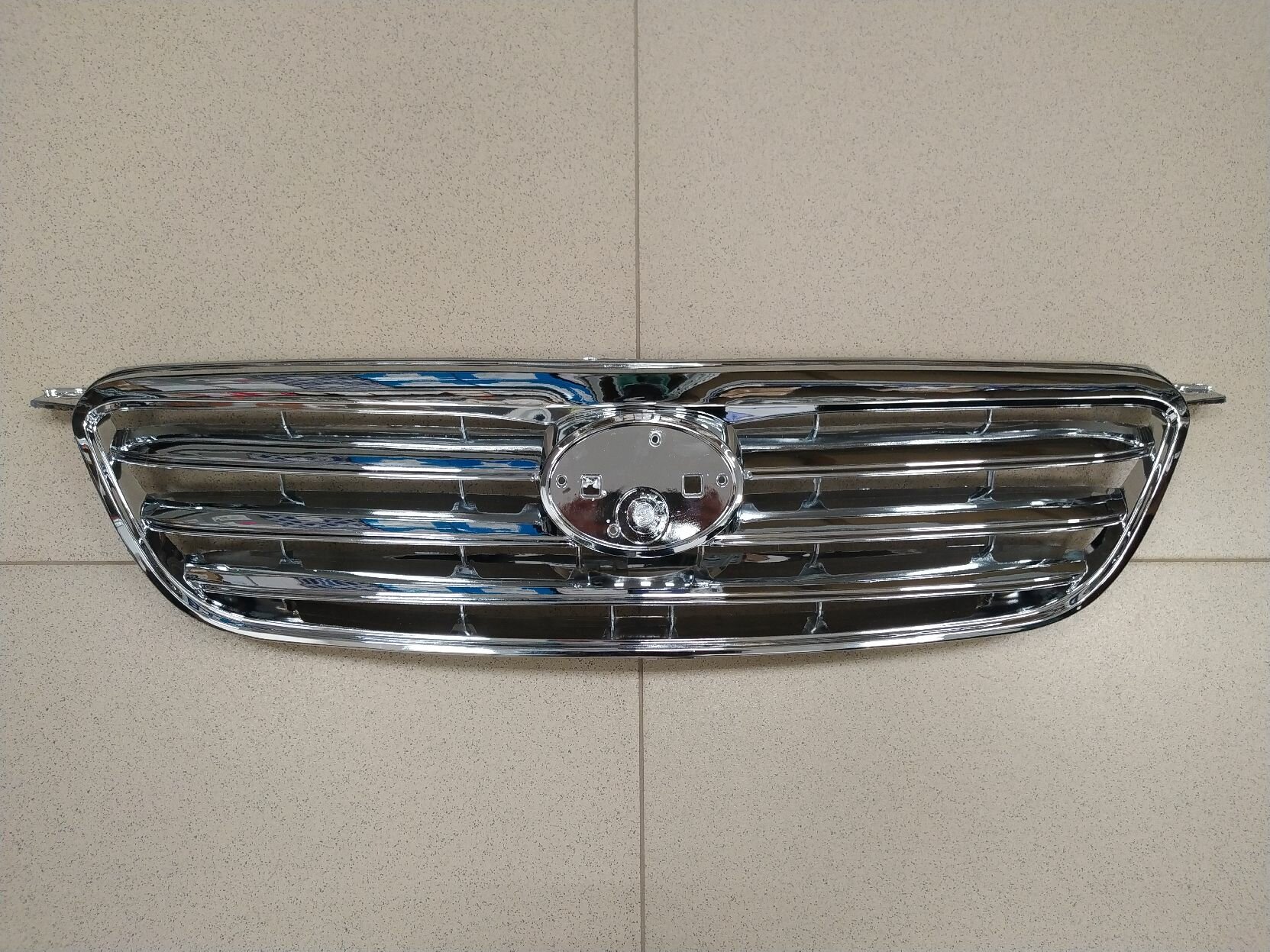 Решетка радиатора BYD F3R [1.5 16V 5AMT хетчбэк] 1008756200