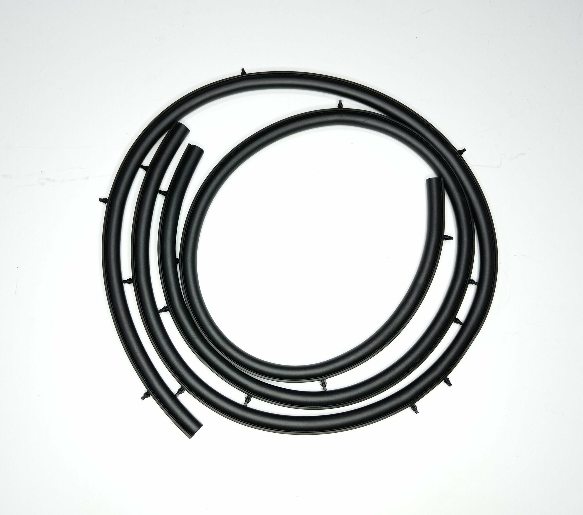 Уплотнитель жабо Chery Tiggo [1.6 16V 5MT внедорожник 4X4] T115310210