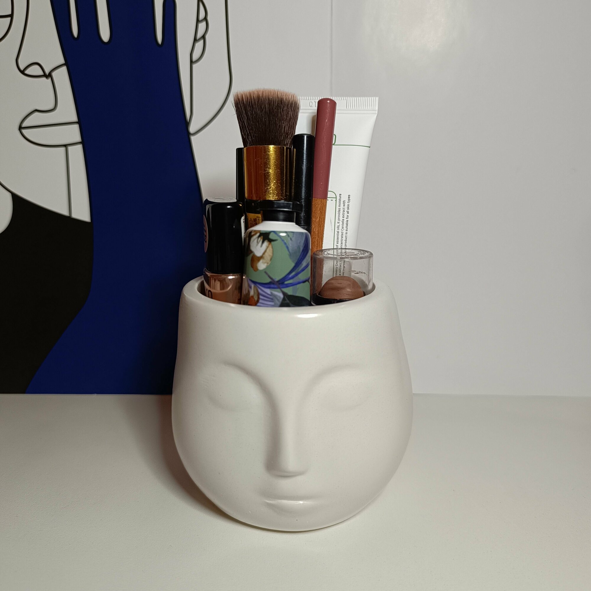 Органайзер для косметики и канцелярии / Стакан из гипса под кисти для макияжа / Подставка для ручек и карандашей