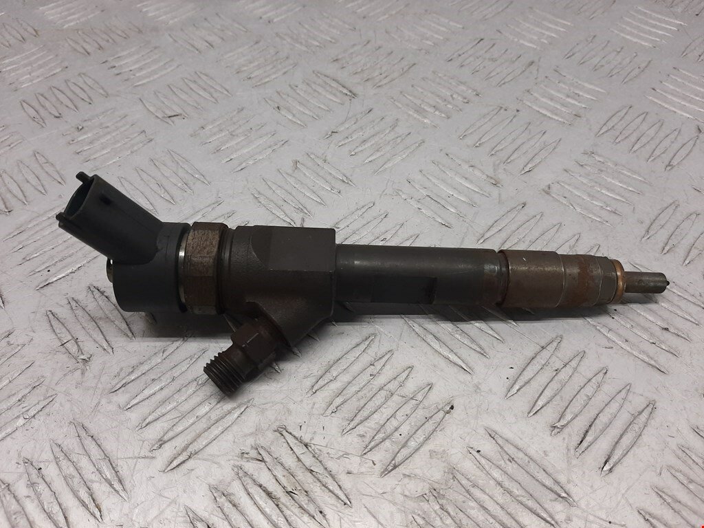 Форсунка дизельная электрическая Renault Megane 2 8200606383 арт. 474046