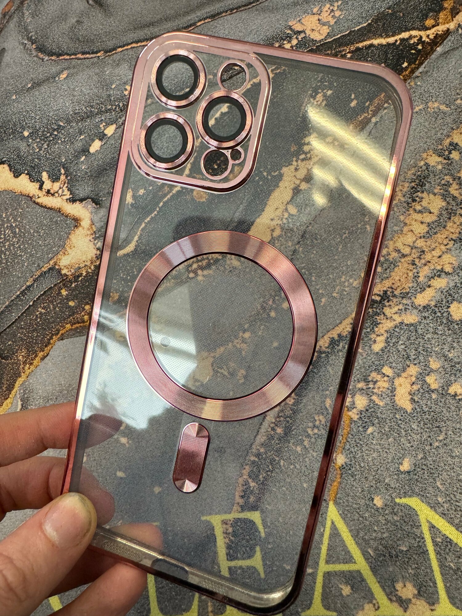 Чехол панель накладка бампер MyPads Safe для iPhone 14 Pro Max тонкая силиконовая крышка с защитой задней камеры с поддержкой беспрводной зарядки M.