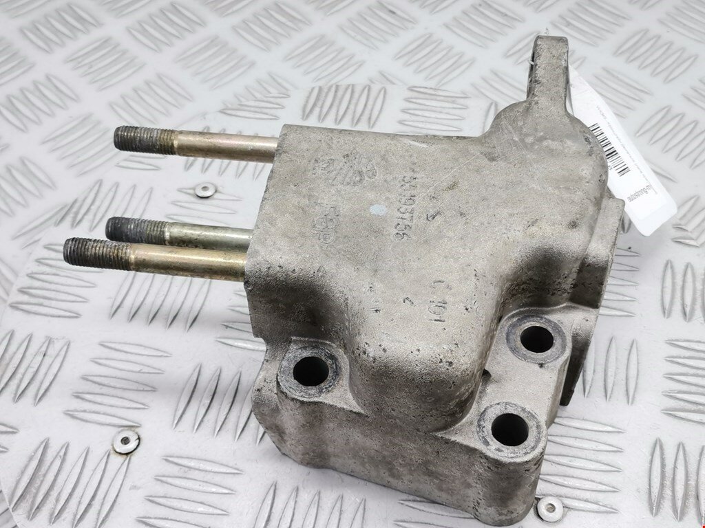 Кронштейн (крепление лапа) двигателя Fiat Panda 2 (169) 55193756 арт. 1913518
