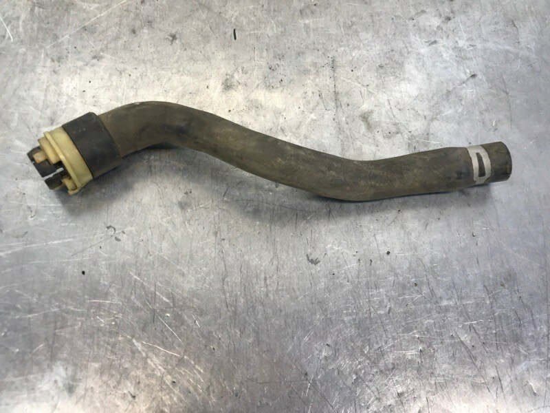 Патрубок отопителя Opel Astra H 2004- 2014 13118275