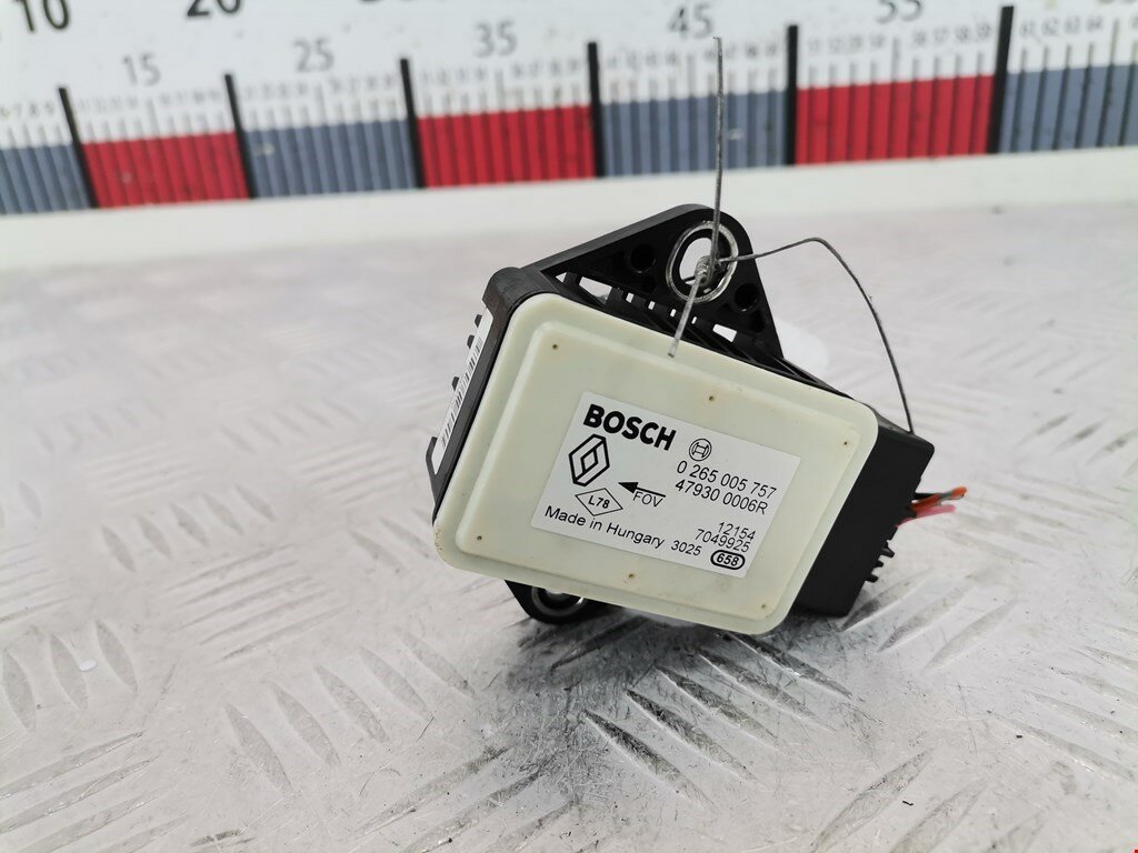 Датчик ускорения (курсовой устойчивости уровня оборотов) Nissan Qashqai 1 4793000Q0E арт. 1745433