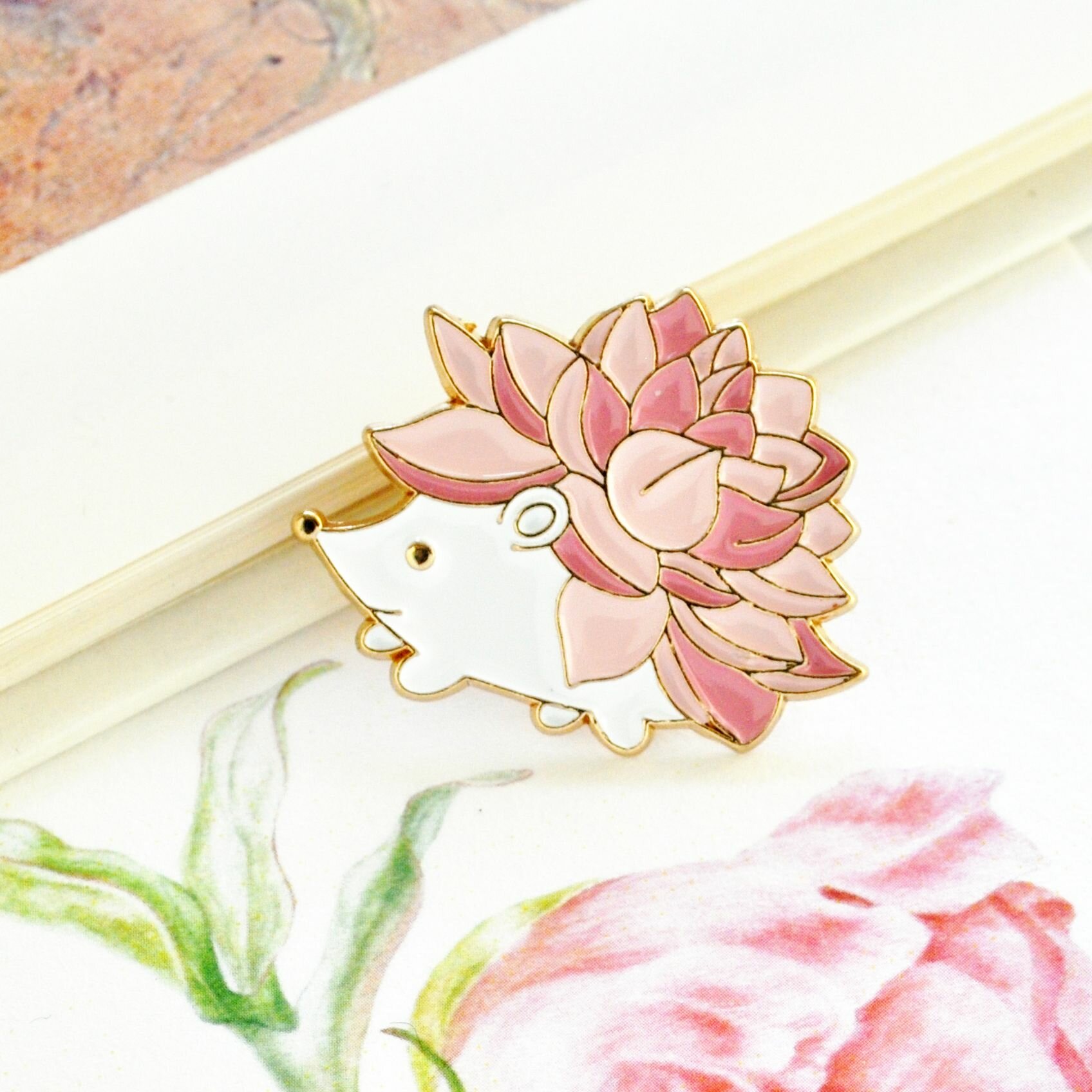 Брошь, эмаль